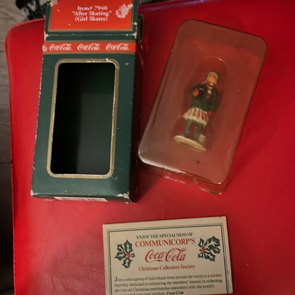 Coca Cola | Holiday | Coca Cola Town Square Collection Figurine | Poshmark